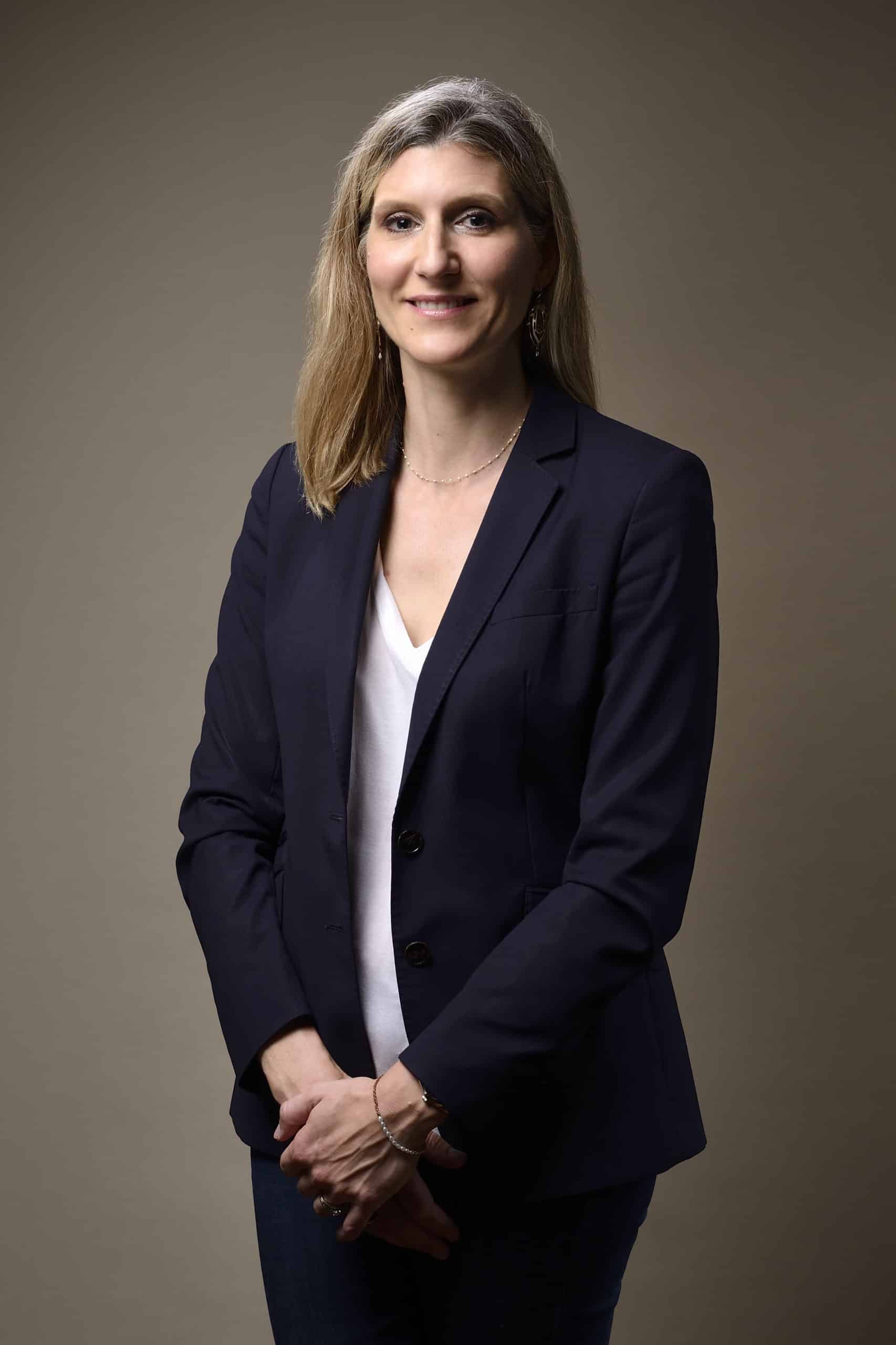 Portrait de Cécile M. pour CV et profil LinkedIn